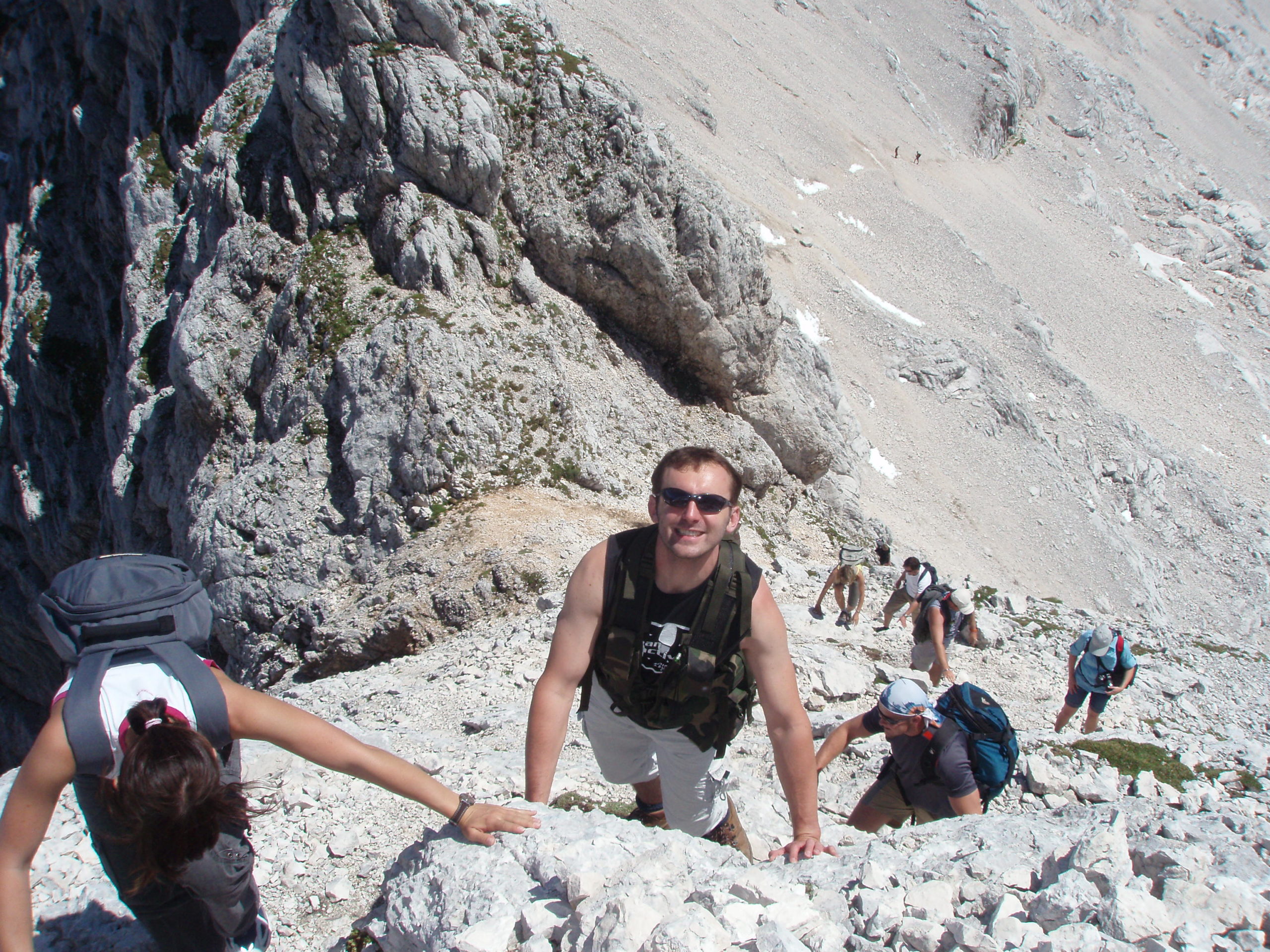 Village & Trek touring – Happy Guides