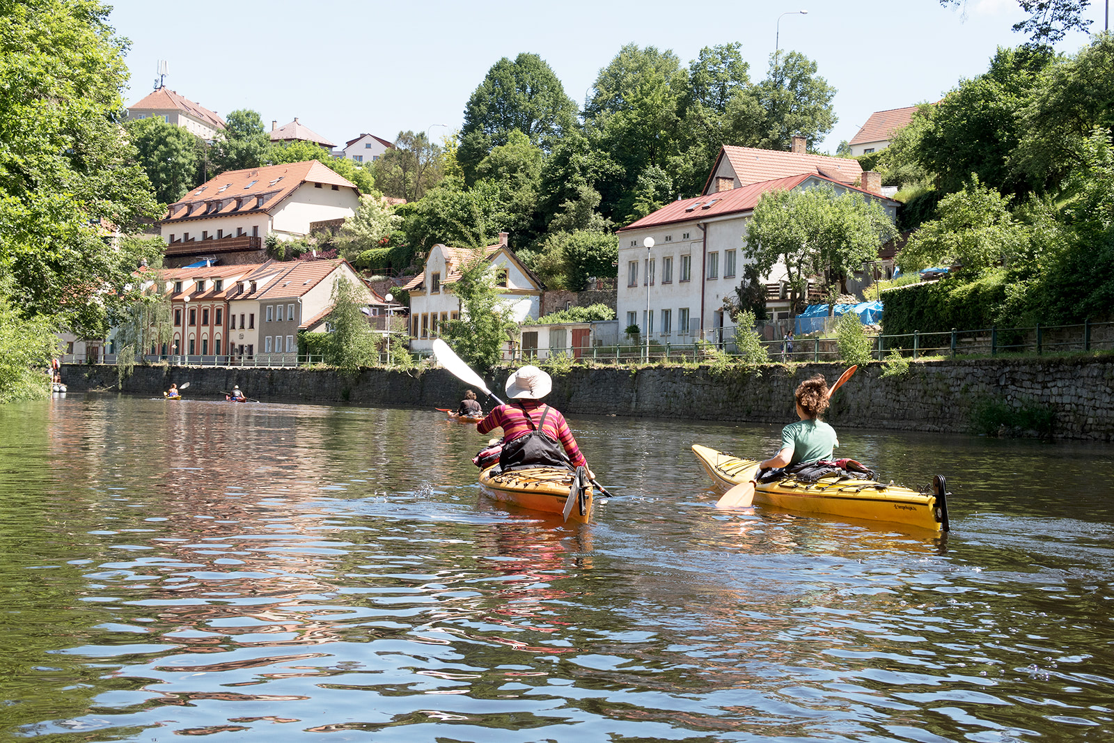 Canoeing–rafting on the River Sazava – Happy Guides